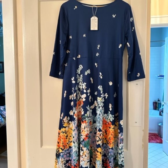 Valanio | Dresses | Midi Dress | Poshmark